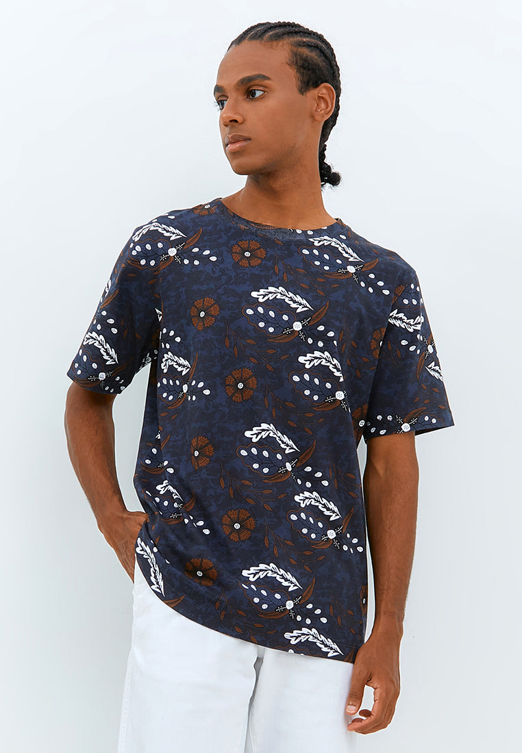 Emba Classic - Kaos Lengan Pendek Rregular Fit Print Motif Batik Mater